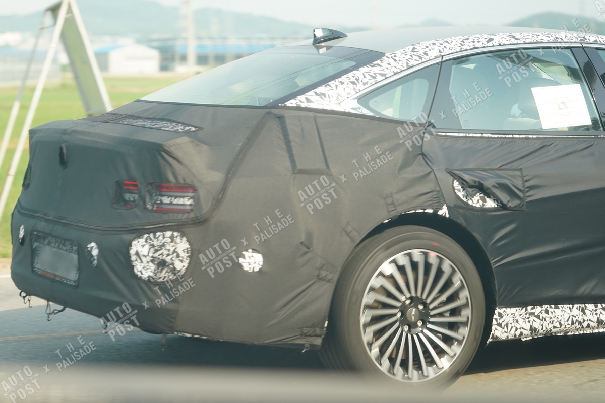 Genesis eG80 Captured Ready for Mass Production - Korean Car Blog