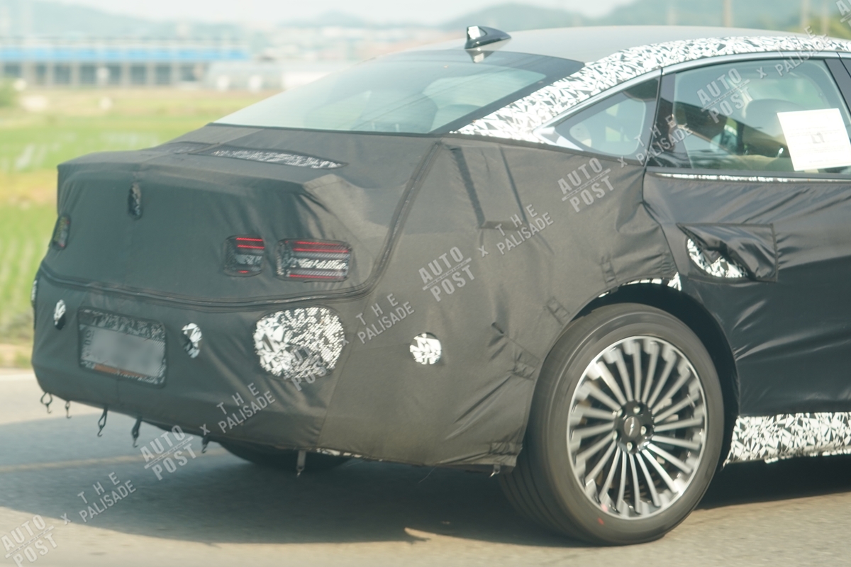 Genesis eG80 Captured Ready for Mass Production - Korean Car Blog