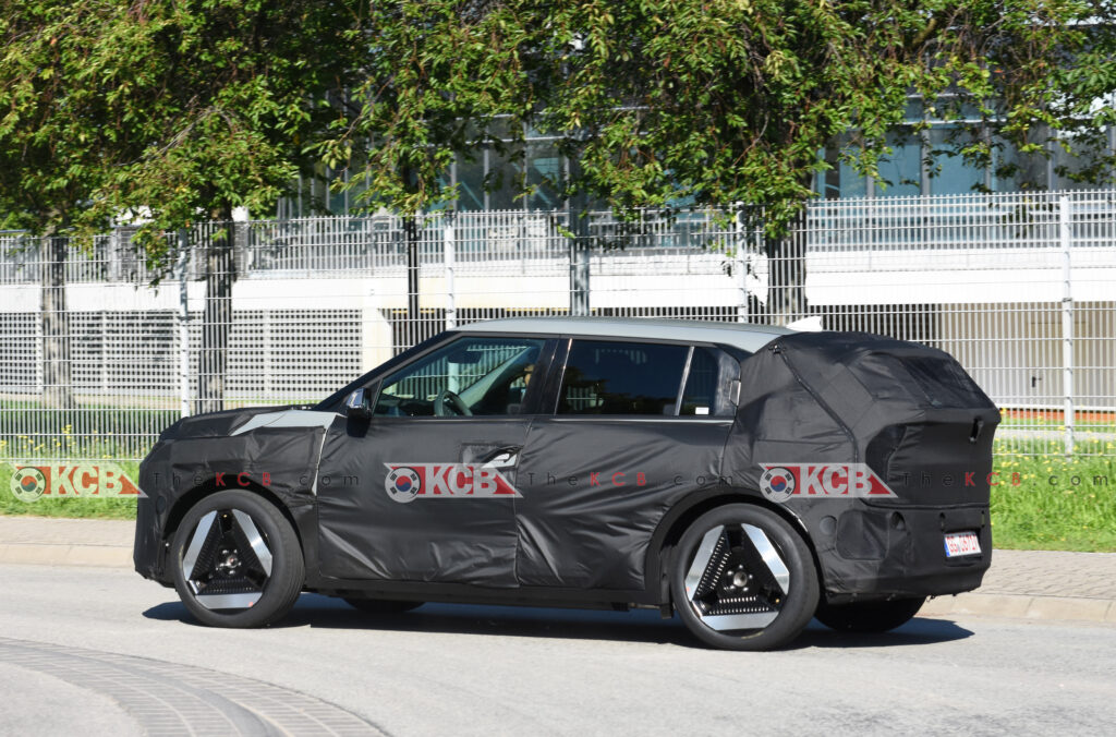 KIA EV4 Compact EV SUV Rendering - Korean Car Blog