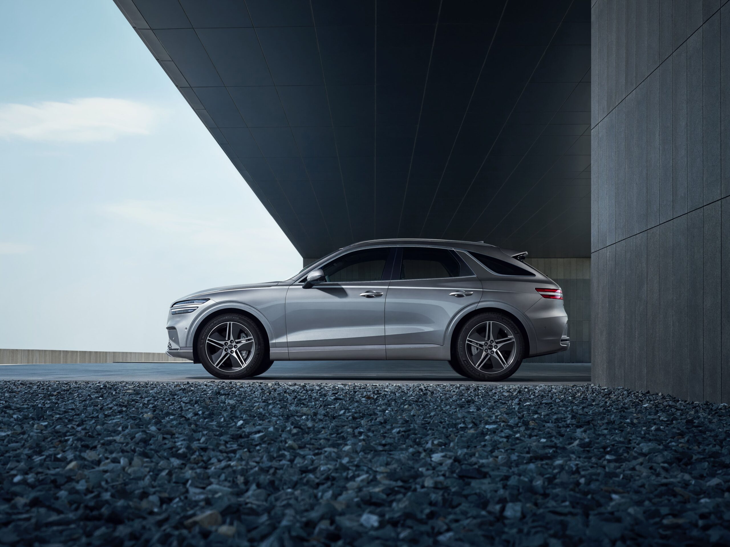 Genesis Reveals Full Details of Updated Electrified GV70 at Korea ...