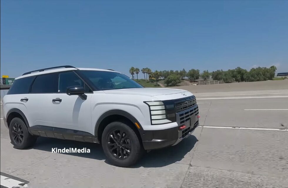 Hyundai Palisade XRT Pro Spied in the Wild in California - Korean Car Blog