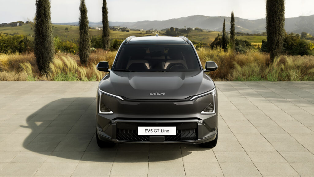KIA’s Decision to Use CATL Batteries in EV5 Sparks Safety Concerns and Potential Sales Risk in ...