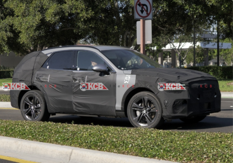 US-Spec 2027 Genesis GV70 Extended Range Electric Vehicle Spied Testing ...