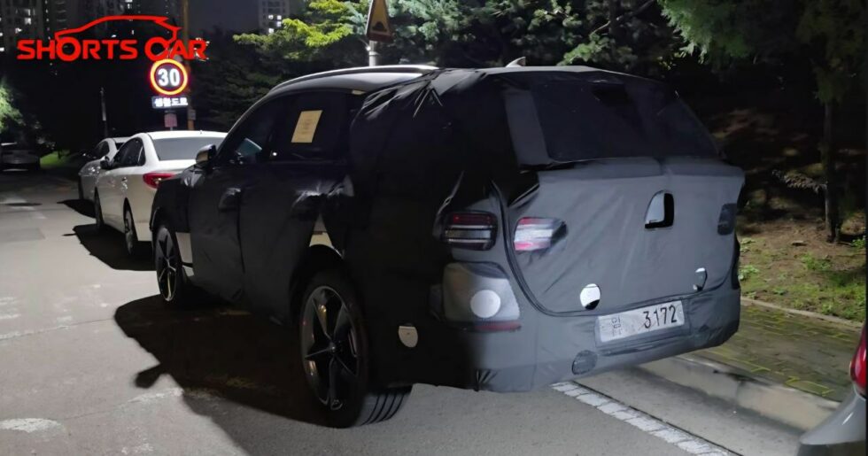 Upcoming Genesis GV80 Hybrid: First Look, Design Updates, and 2026 ...