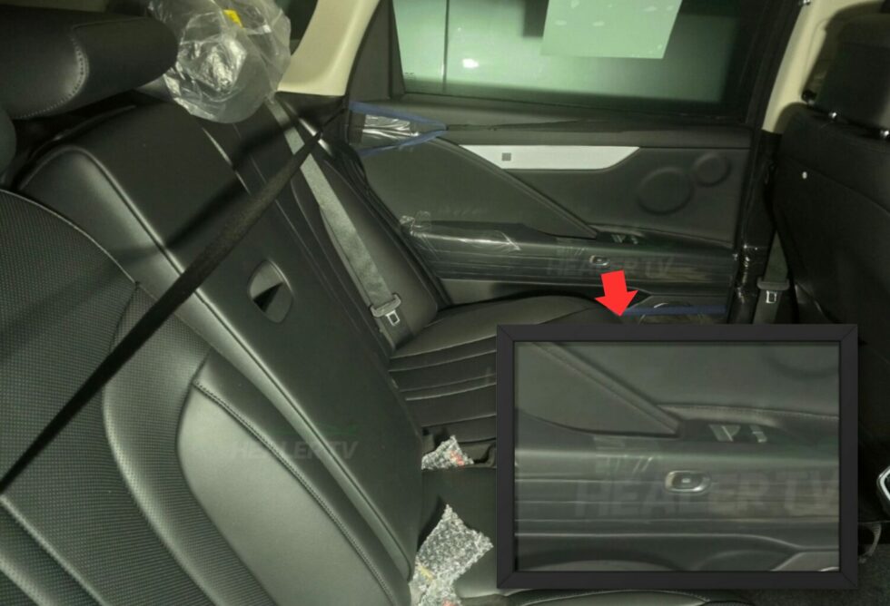 Genesis G80 Hybrid Prototype Spotted with G90-Like Open Door Buttons ...